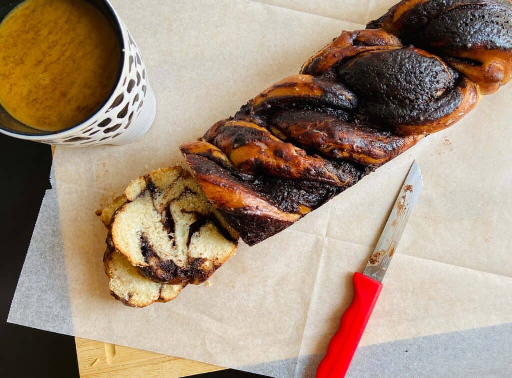 Vegan Babka Recipe - Chocolate or Cinnamon Filling | Yum Vegan Blog