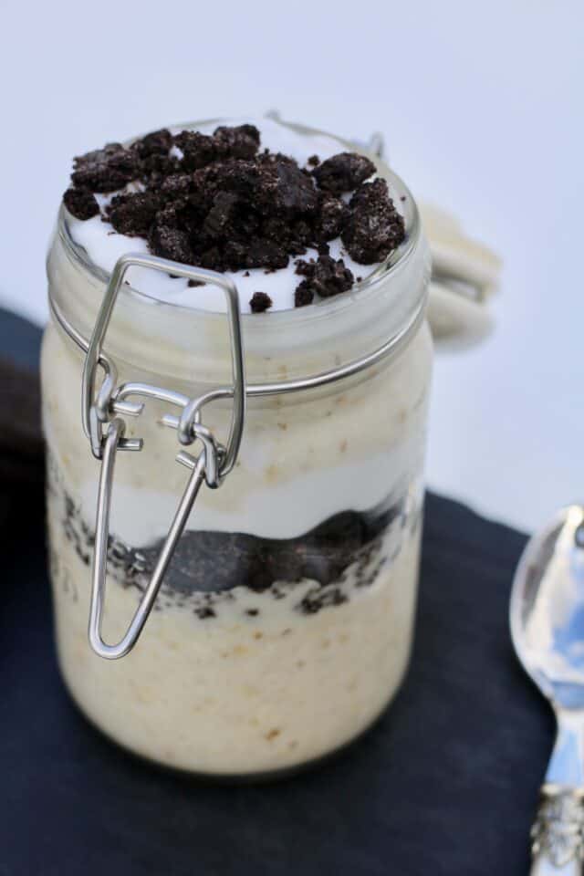 1 Easy and Delicious Oreo Overnight Oats Recipe - Yum Vegan Blog